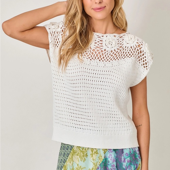 Mystree | Tops | Mystree Ivory Floral Yoke Crochet Top | Poshmark